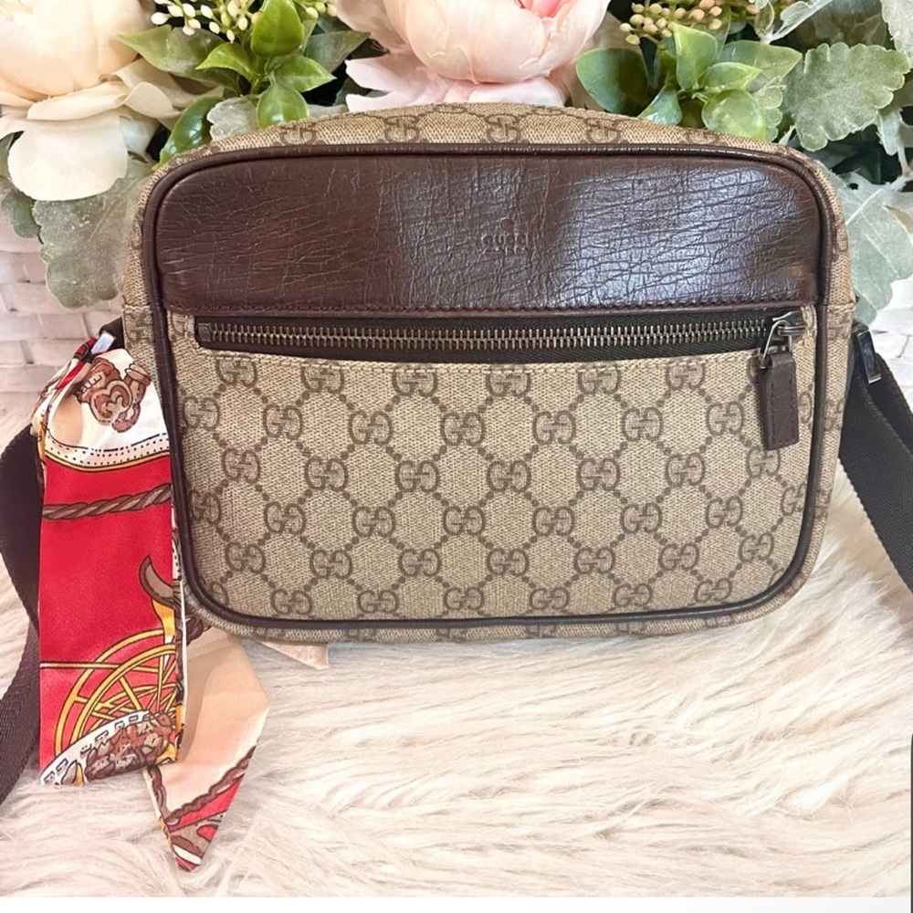 Authentic Gucci Monogram Bag - Gem